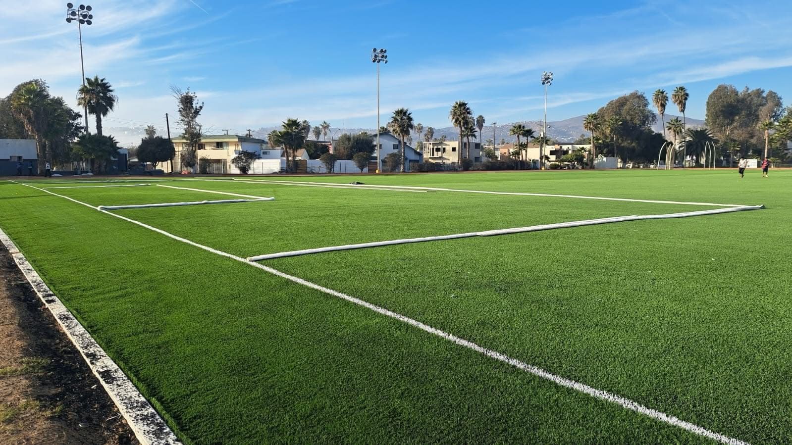 EN ENERO RECIBIRÁ LA COMUNIDAD DEPORTIVA EL EMPASTADO DE LA UNIDAD ...