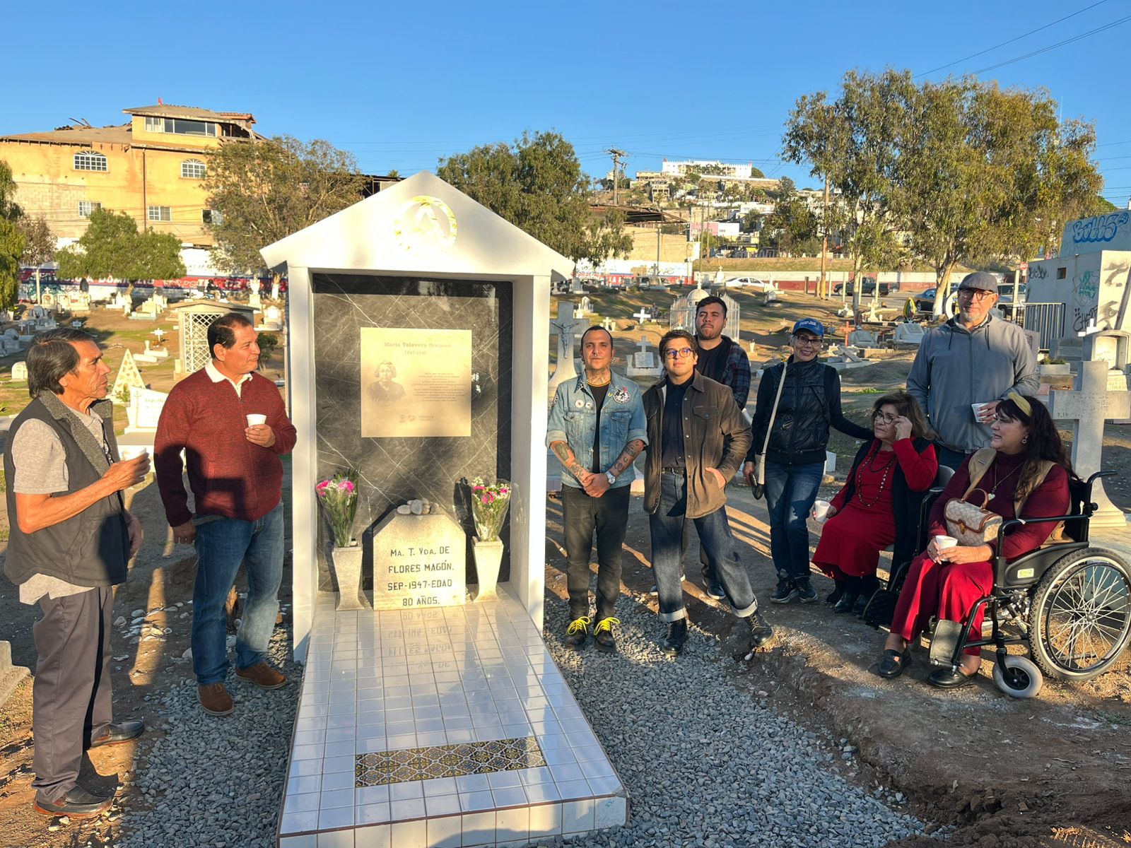 HONRAN MEMORIA DE MARÍA TALAVERA BROUSSÉ EN PANTEÓN MUNICIPAL - Tijuana ...